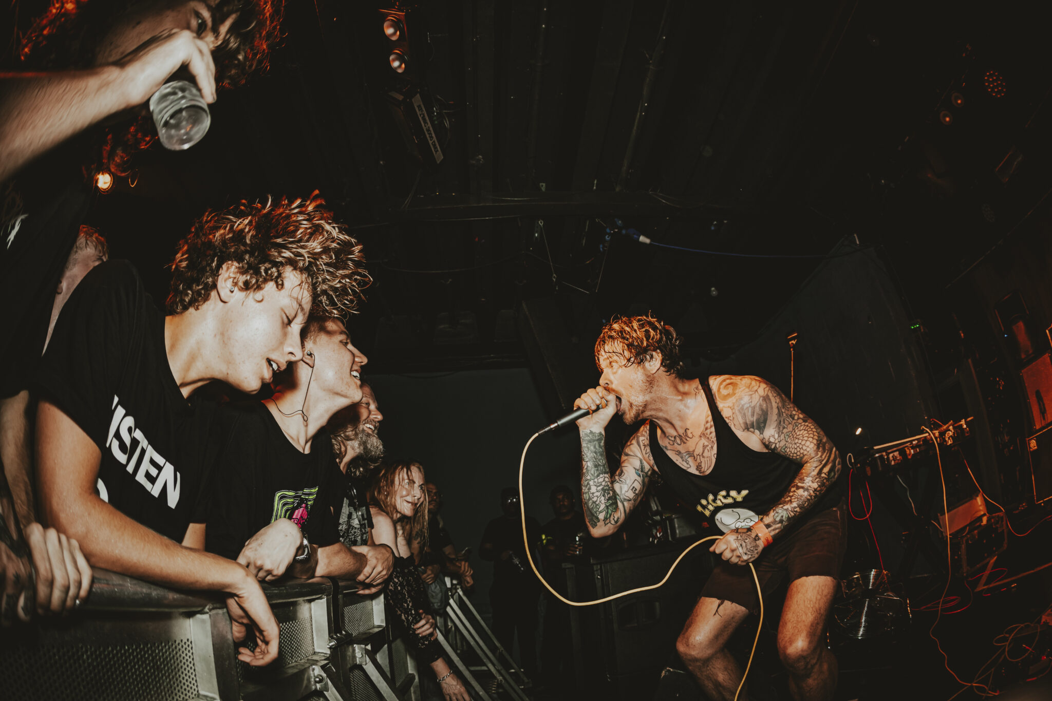 Contact/Photos - Osees